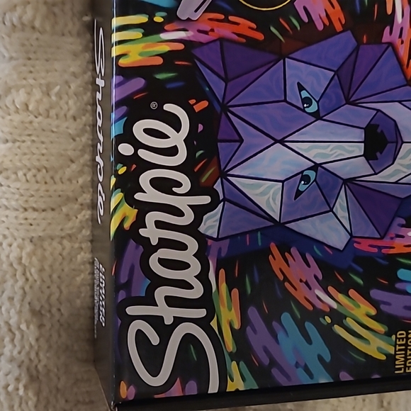 Sharpie | Art | New Limited Edition Sharpie Gift Set 6 Markers 40 Fine ...